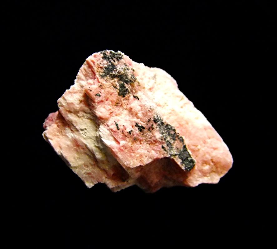 PINK PETALITE RAW CRYSTAL SPECIMEN. SP11634