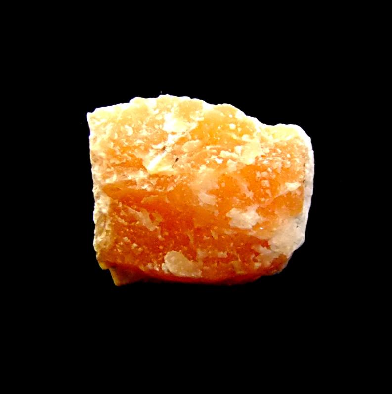 ALABASTER RAW CRYSTAL SPECIMEN. SP12510