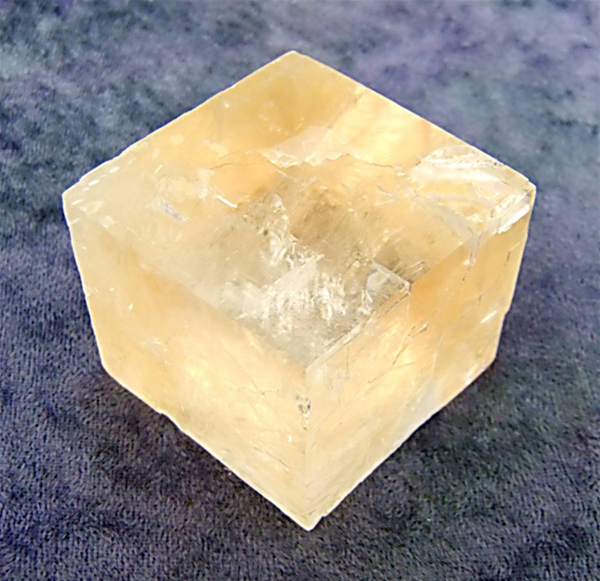 PINK CALCITE NATURAL RHOMBOHEDRAL CRYSTAL SPECIMEN. SP9113