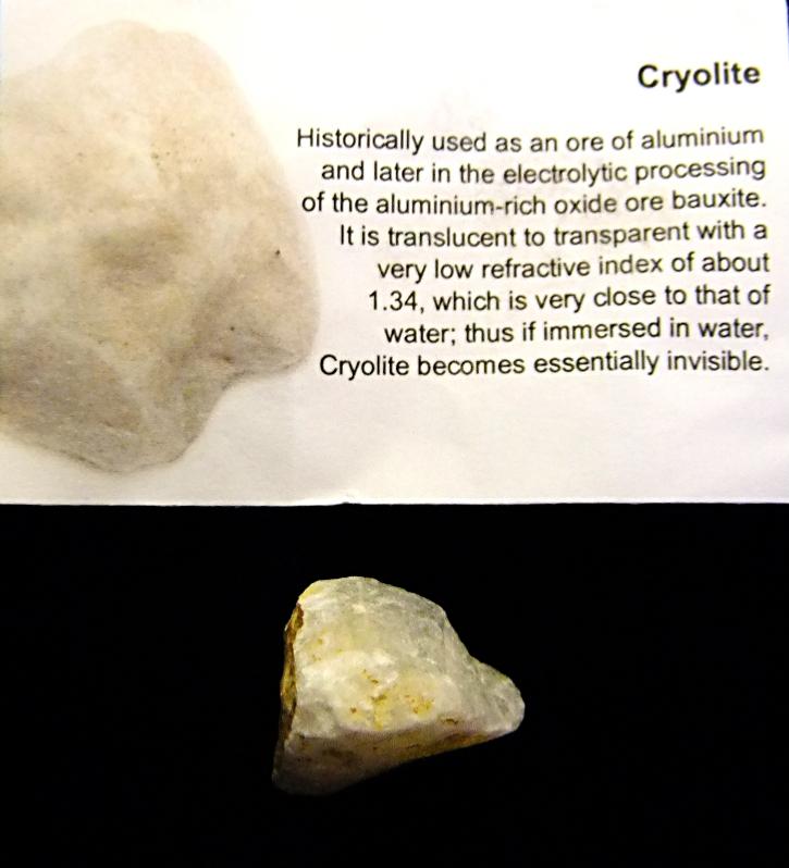 CRYOLITE RAW CRYSTAL SPECIMEN. SP12341
