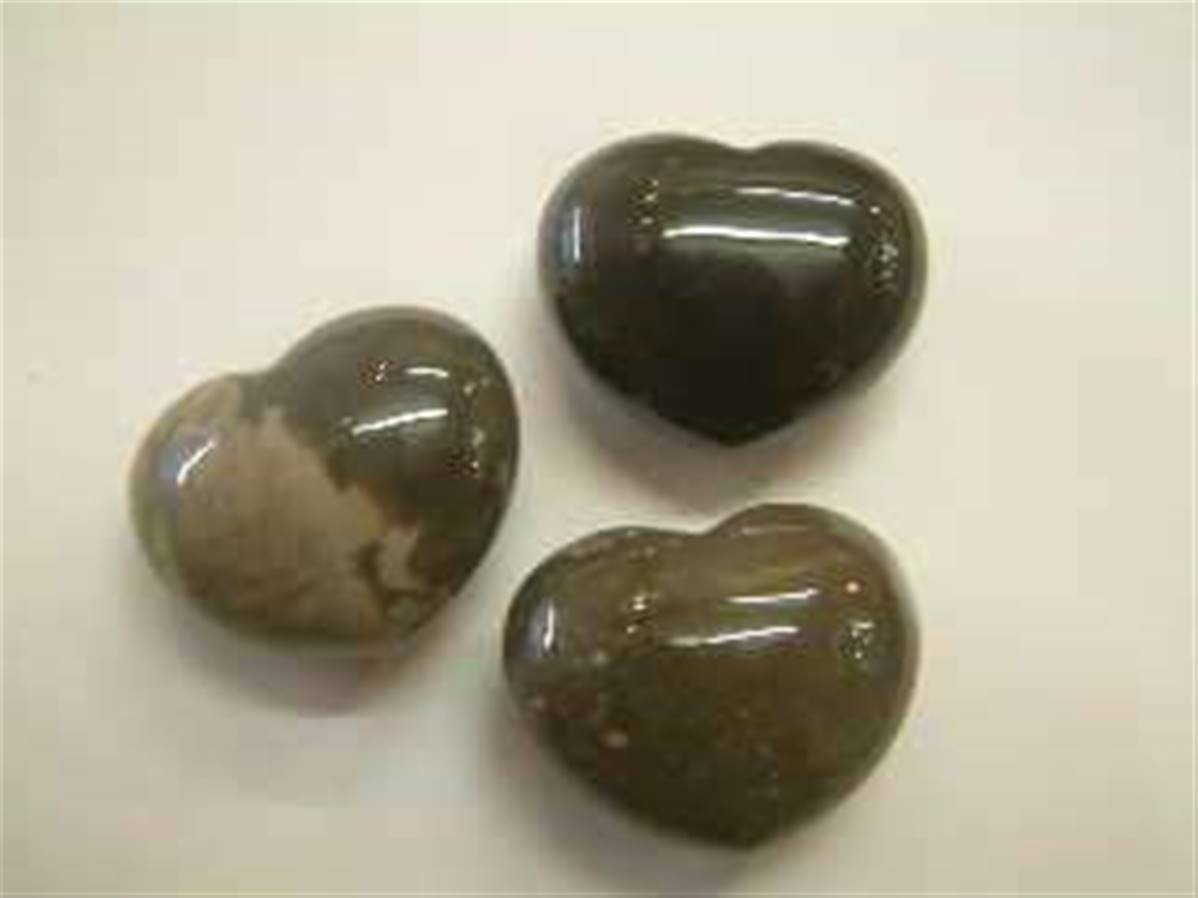 FLINT GEMSTONE HEART. 20 - 25MM WIDE X 25MM HIGH. 13g HRTFLINT