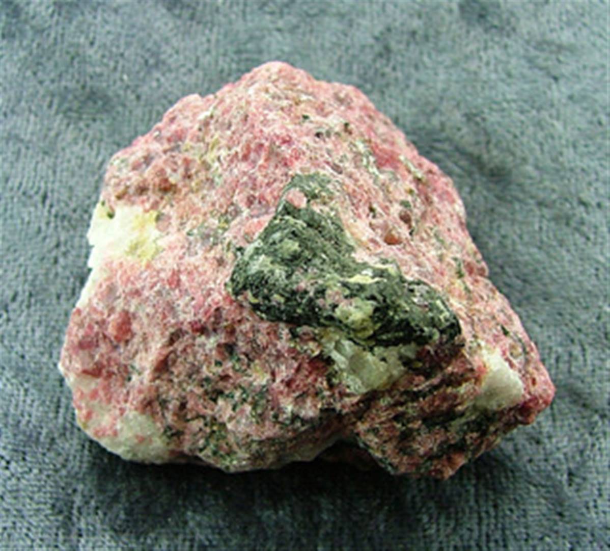 RHODOCHROSITE ROUGH CRYSTAL SPECIMEN. SP4958