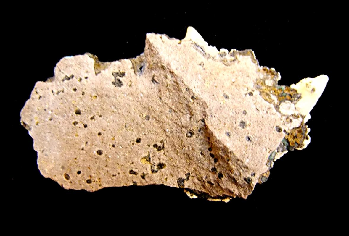 WHITE CALCITE CRYSTAL FORMATIONS. SP10300