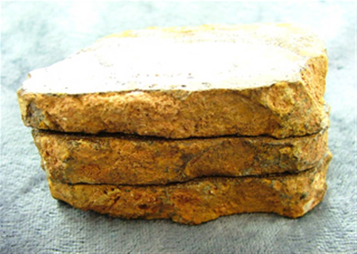 AUSTRALIAN BOULDER OPAL ROUGH CRYSTAL SPECIMEN. SP4309