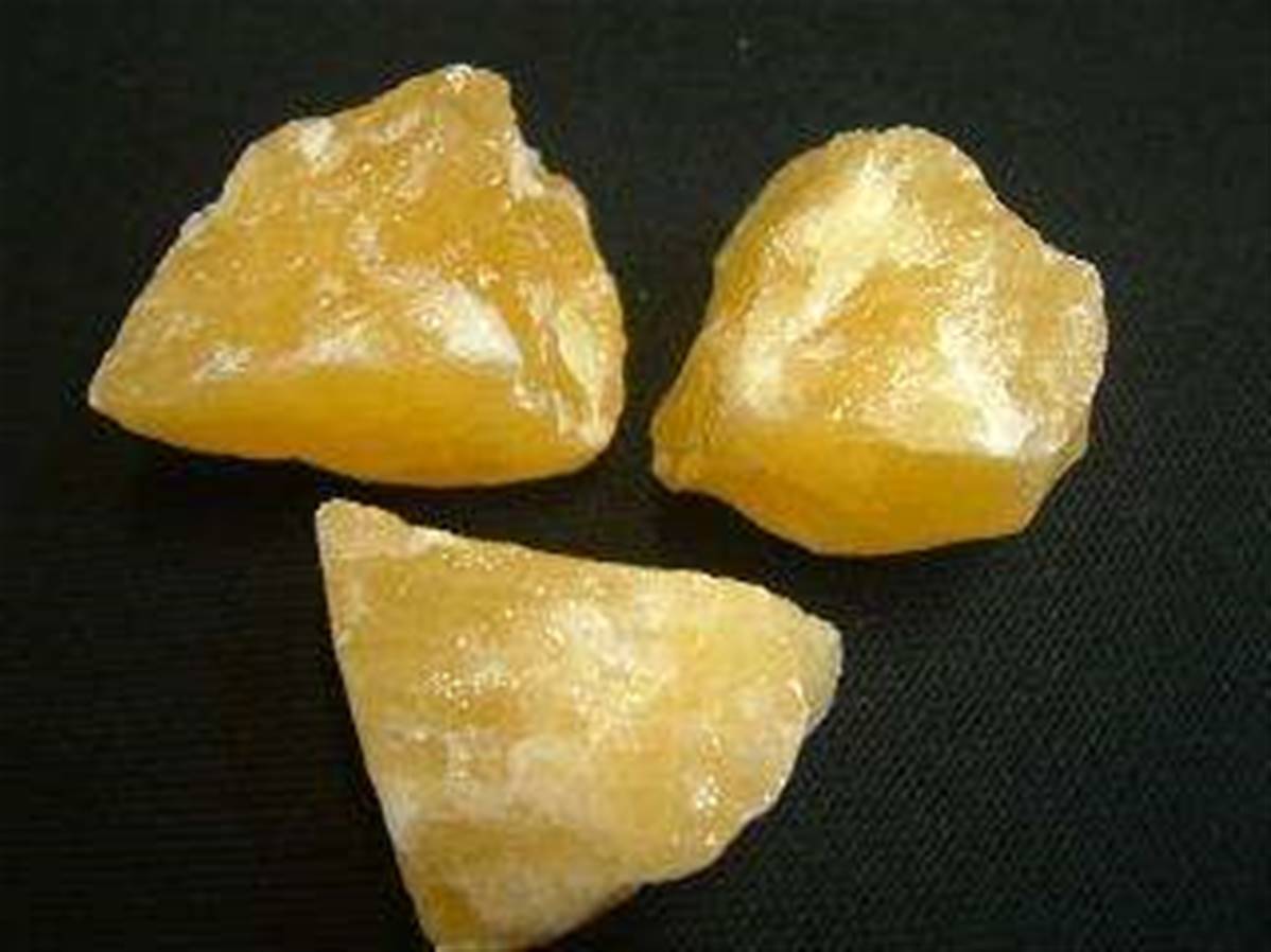 GOLDEN CALCITE ROUGH SPECIMENS (MEXICO). CALC01