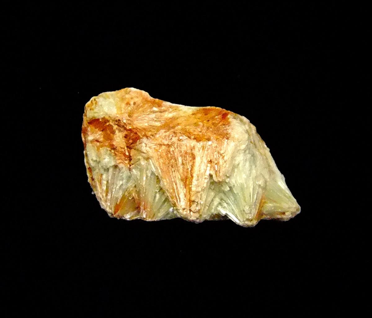 PYROPHYLLITE RAW CRYSTAL SPECIMEN. SP12513